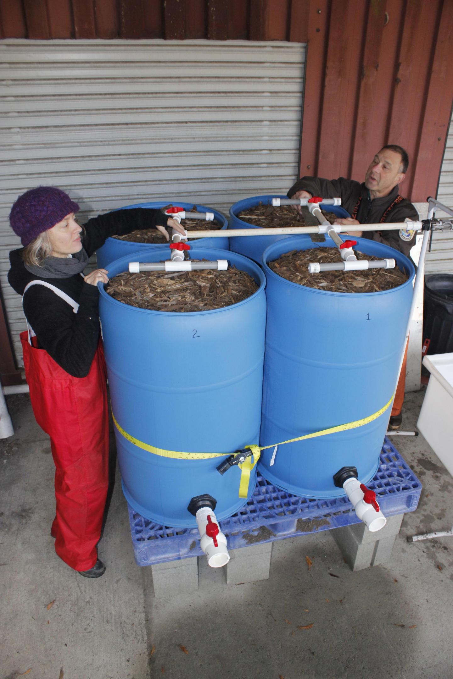 Soil Columns Prevent Toxic Imp [IMAGE] | EurekAlert! Science News Releases