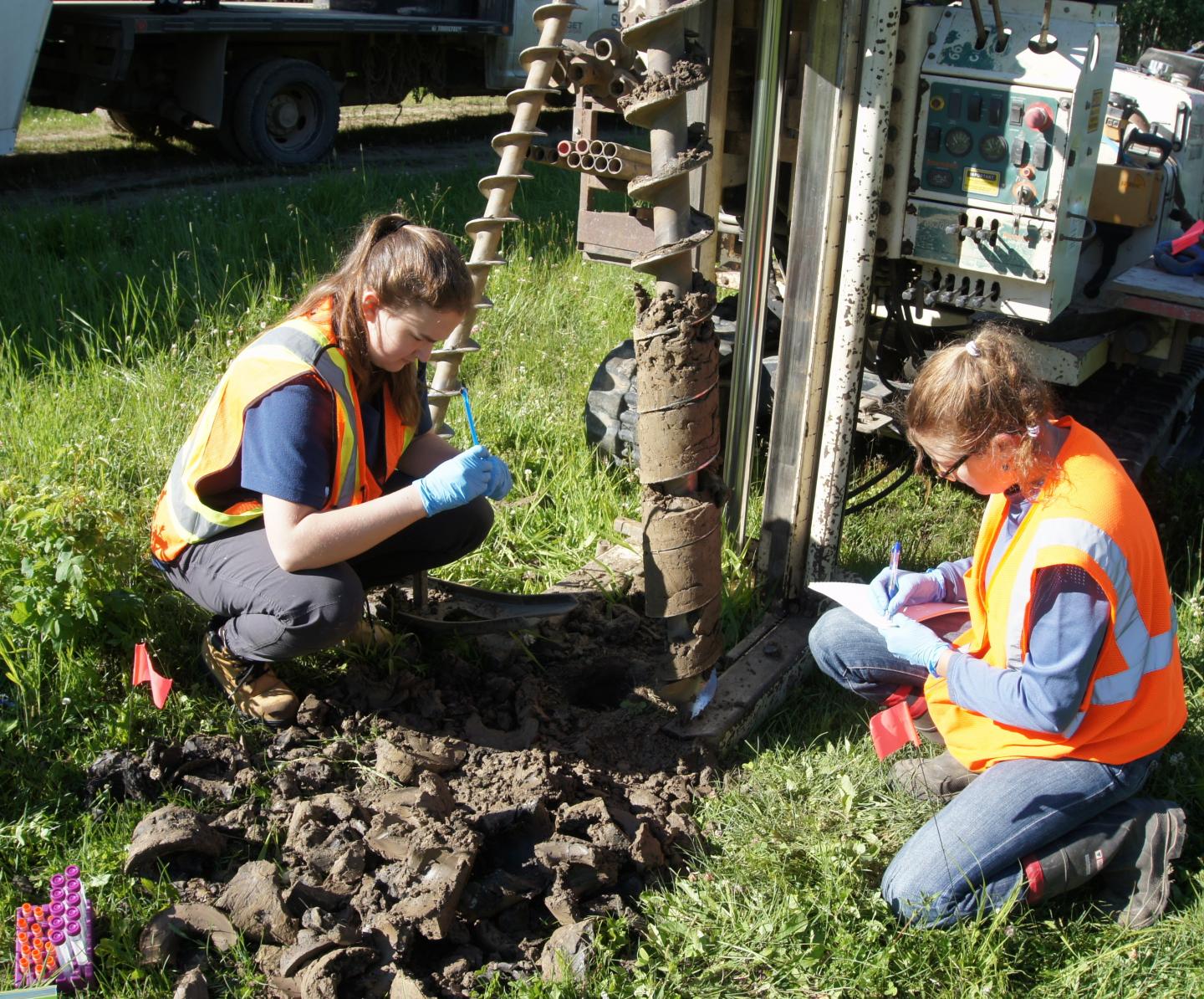 Testing at Field Research Site [IMAGE] | EurekAlert! Science News Releases