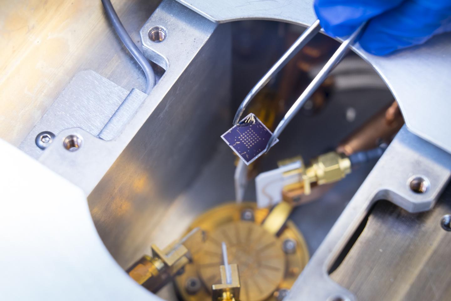 Making a Computer Chip [IMAGE] | EurekAlert! Science News Releases