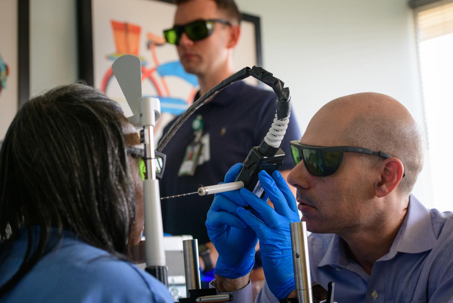 Minimally Invasive Probe Provides High-Resolu | EurekAlert!