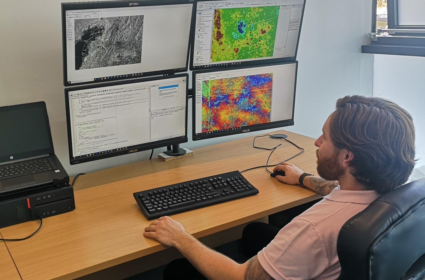 David Gee working on the model [IMAGE] | EurekAlert! Science News Releases