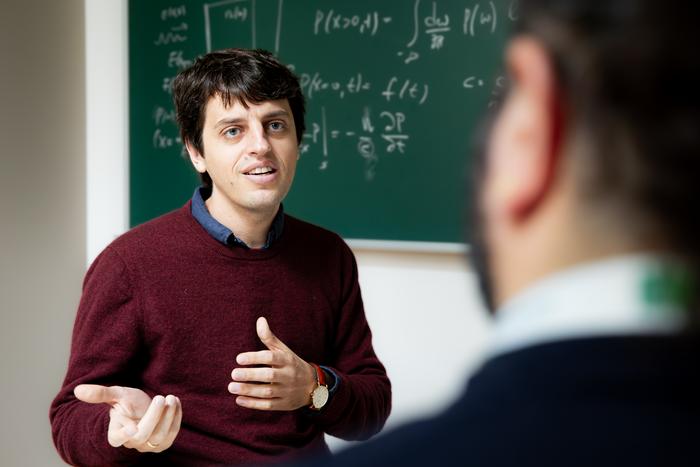 Bringing quantum mechanics to life | EurekAlert!