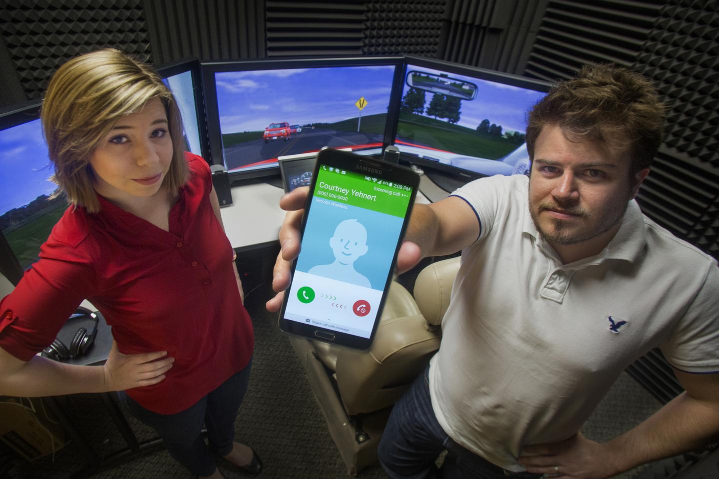 Cell Phone Distraction Study [IMAGE] | EurekAlert! Science News Releases