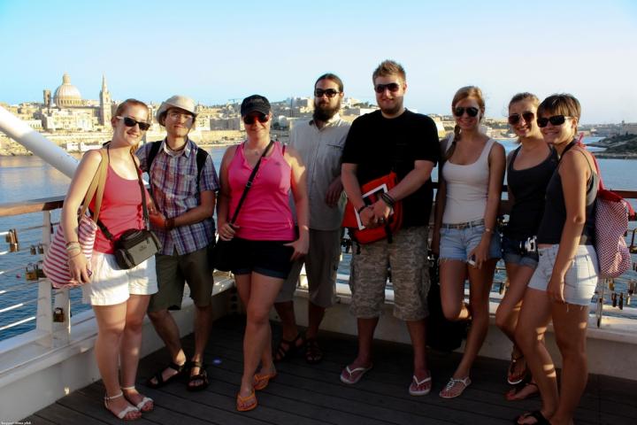 Janos Toth and Researchers [IMAGE] | EurekAlert! Science News Releases