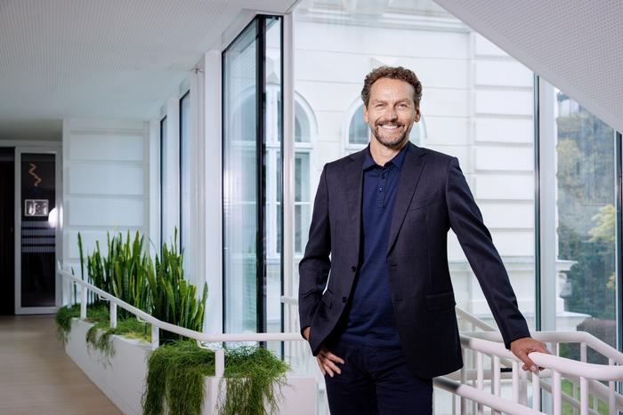 President and Cell Biologist M [IMAGE] | EurekAlert! Science News Releases