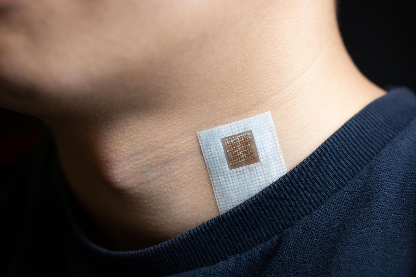 Wearable blood flow monitor on [IMAGE] | EurekAlert! Science News Releases