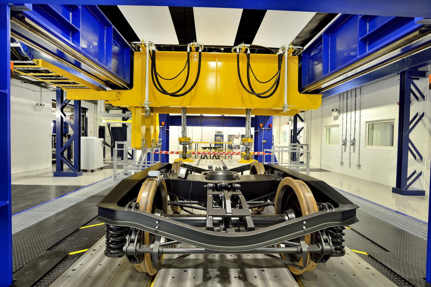 Lightweight Carbon Fiber Rail [IMAGE] | EurekAlert! Science News Releases