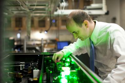 Greg Engel, University of Chic [IMAGE] | EurekAlert! Science News Releases