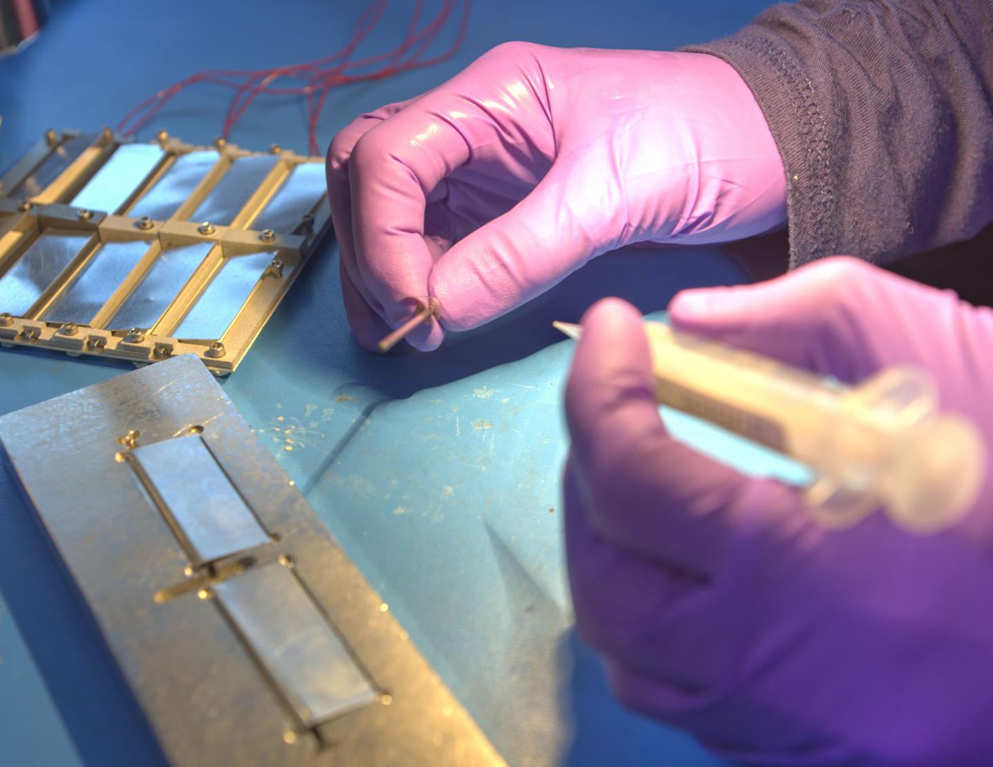 NASA repurposes passive thermal-control techn | EurekAlert!