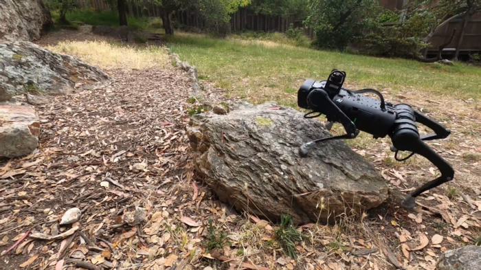 robot on a rock [IMAGE] | EurekAlert! Science News Releases