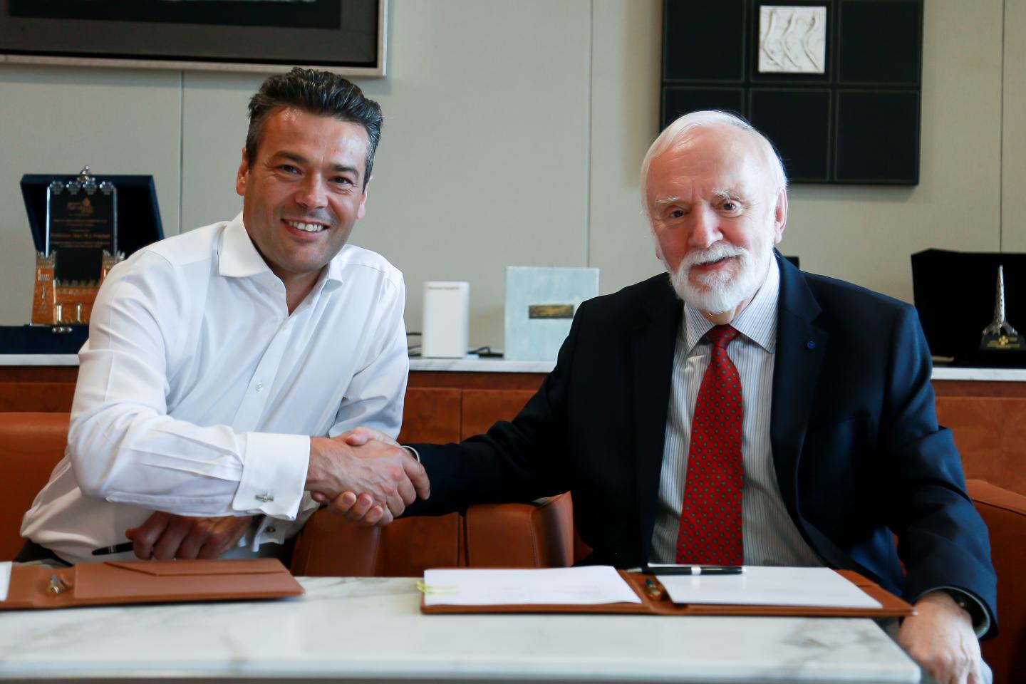 McLaren Racing and KAUST sign a five-year R&D | EurekAlert!