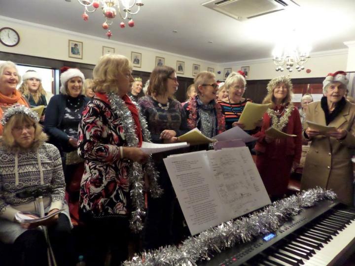 How singing your heart out could make you hap | EurekAlert!