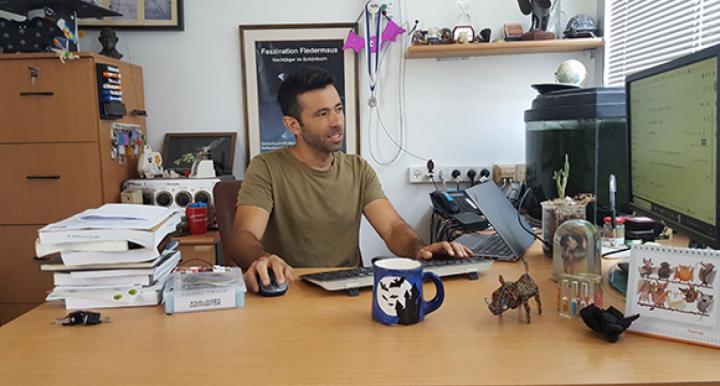 Professor Yossi Yovel [IMAGE] | EurekAlert! Science News Releases