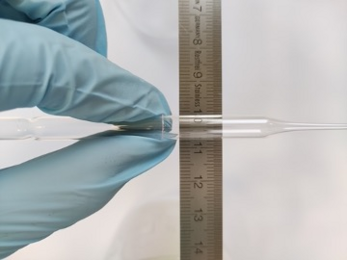 Single-Crystal Organometallic [IMAGE] | EurekAlert! Science News Releases