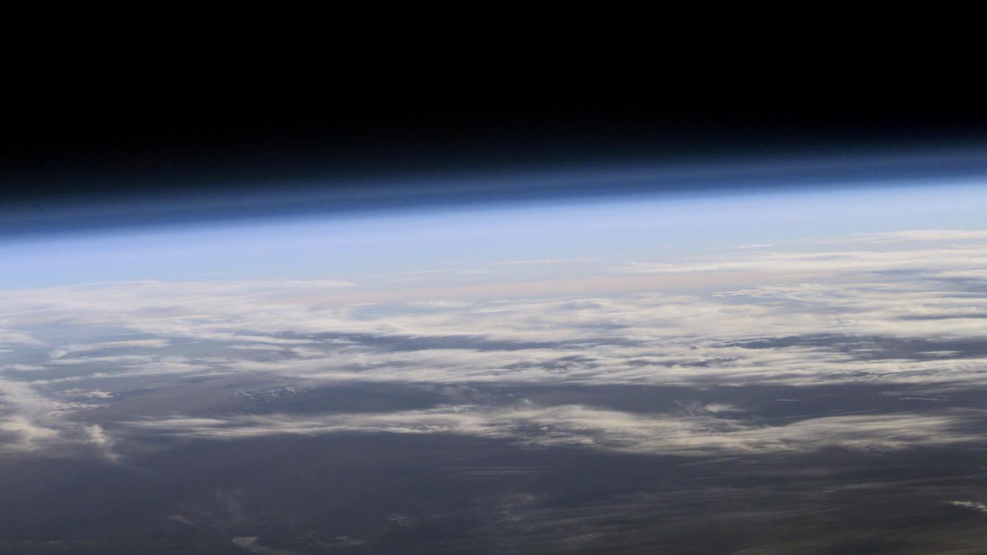 NASA study: First direct proof of ozone hole | EurekAlert!