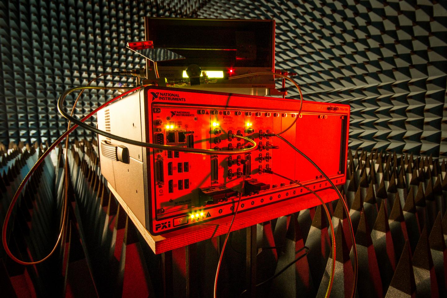 Full-Duplex Technology (1 of 3 [IMAGE] | EurekAlert! Science News Releases