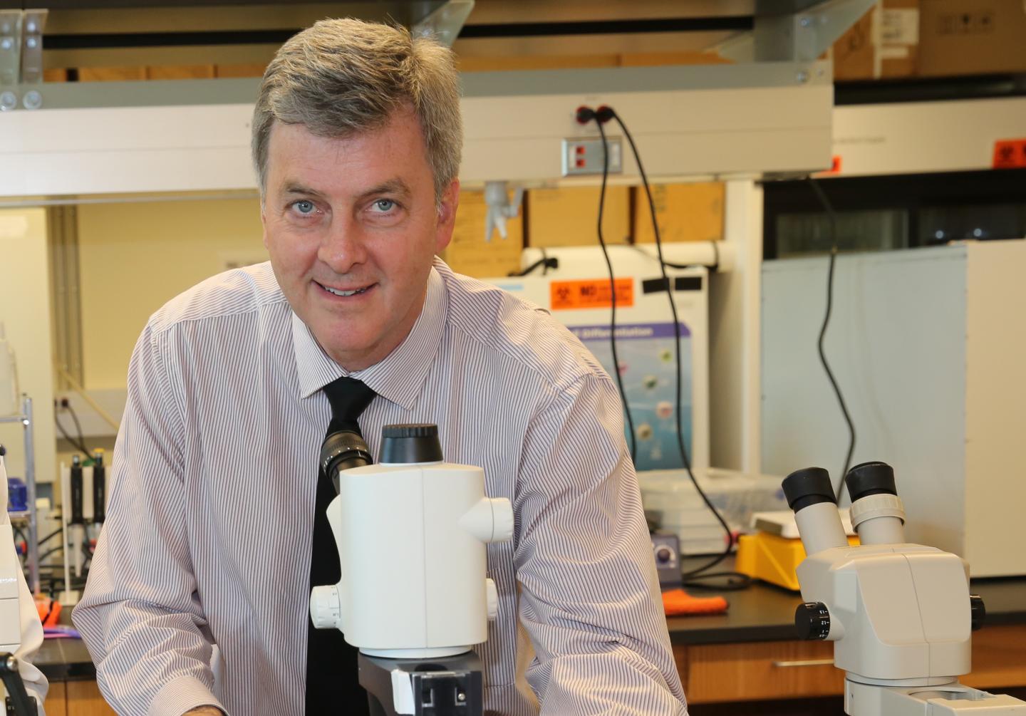 UCF Professor Griffith Parks [IMAGE] | EurekAlert! Science News Releases