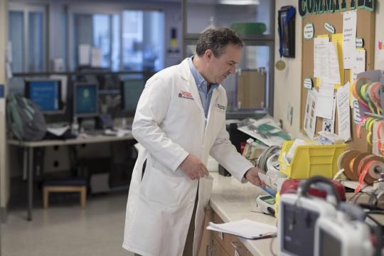 Top Coma Experts Seek to Impro [IMAGE] | EurekAlert! Science News Releases