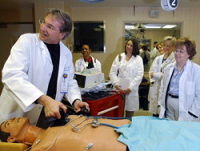 Clinical simulation technology used to improv | EurekAlert!