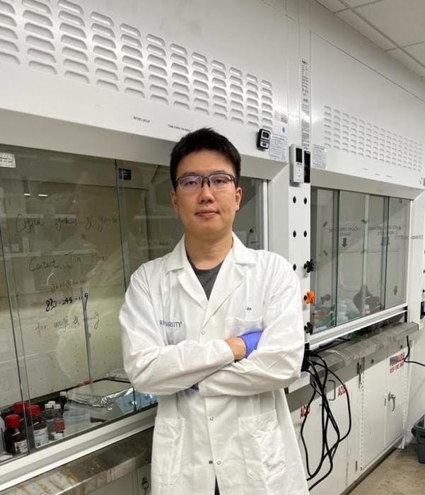 researcher [IMAGE] | EurekAlert! Science News Releases