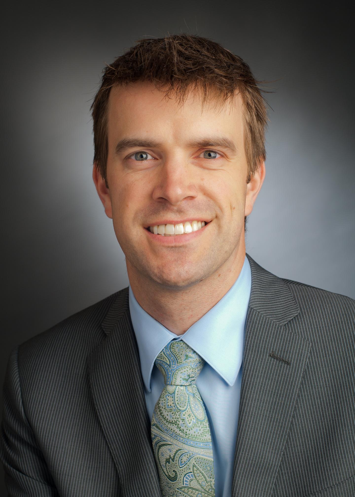 Geoffrey Oxnard, MD [IMAGE] | EurekAlert! Science News Releases