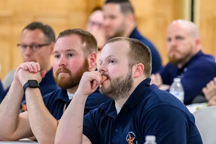 Police recruits listen to the [IMAGE] | EurekAlert! Science News Releases