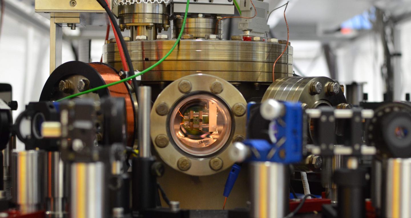 Vacuum Chamber [IMAGE] | EurekAlert! Science News Releases