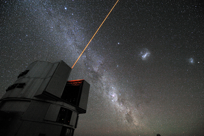 The VLT's Laser Guide Star: A [IMAGE] | EurekAlert! Science News Releases