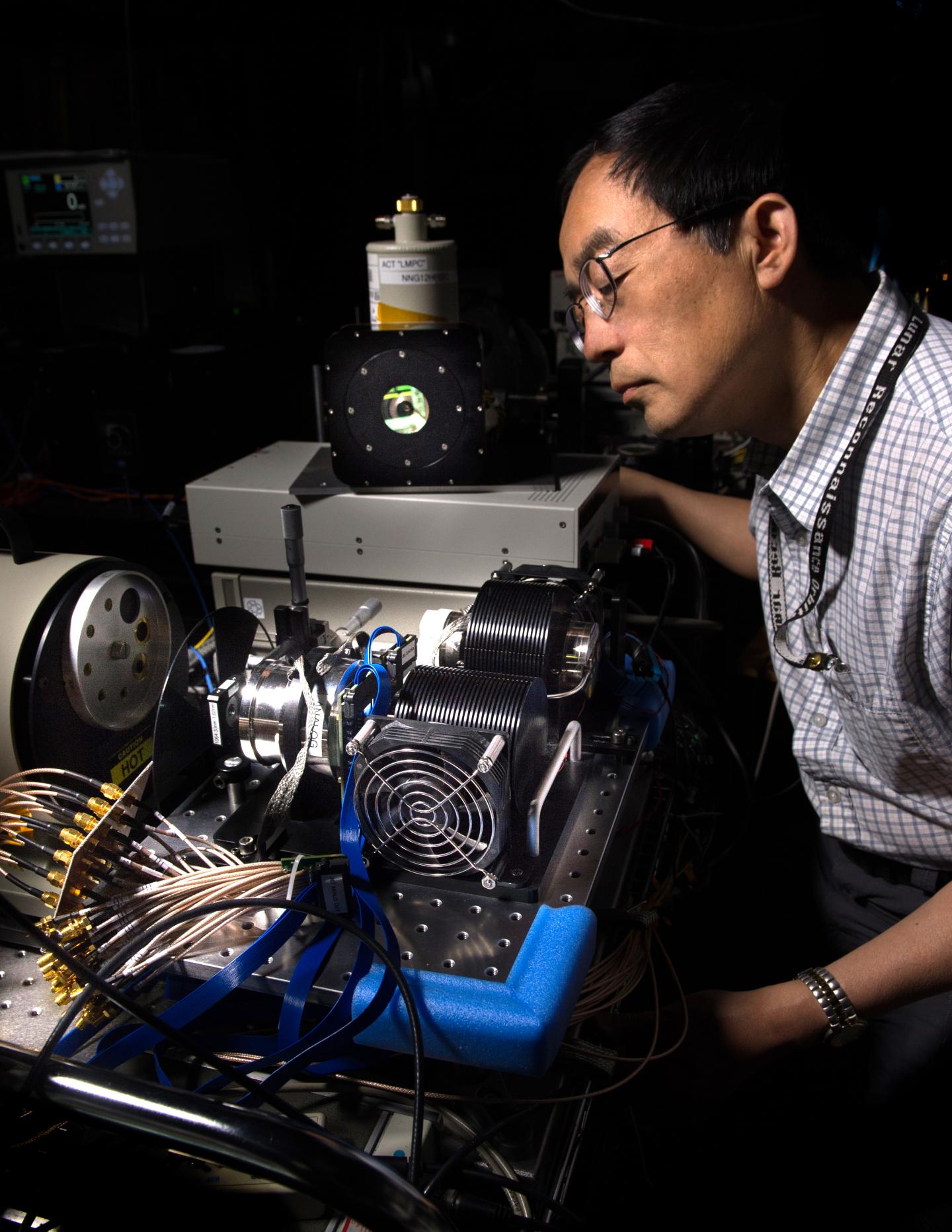 NASA collaborates with DRS Technologies to cr | EurekAlert!