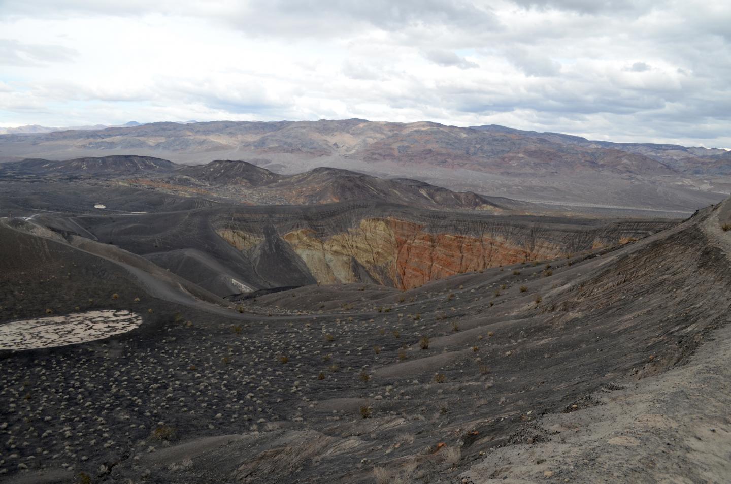 Ubehebe [IMAGE] | EurekAlert! Science News Releases