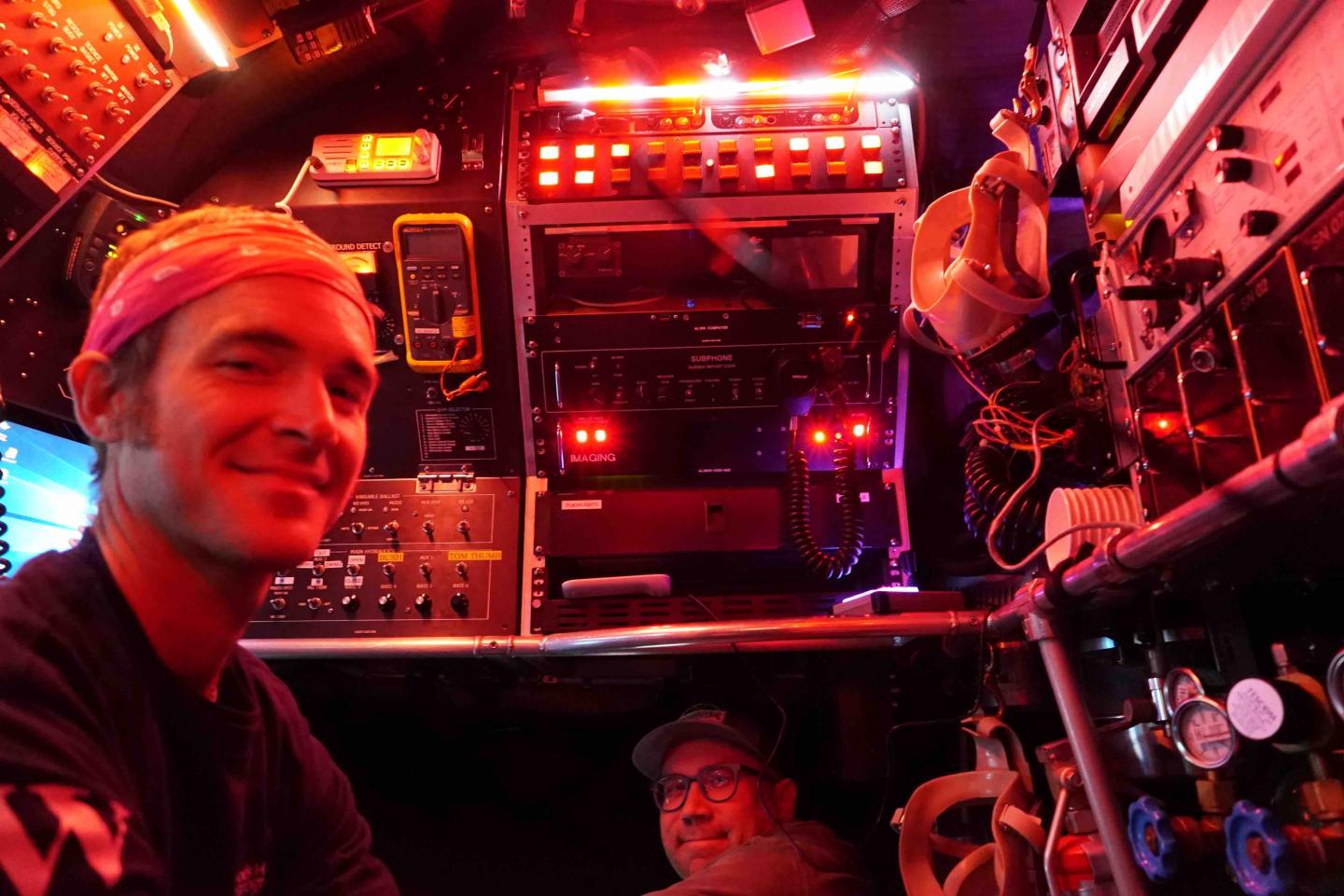 Collecting Deepsea Sediments w [IMAGE] | EurekAlert! Science News Releases