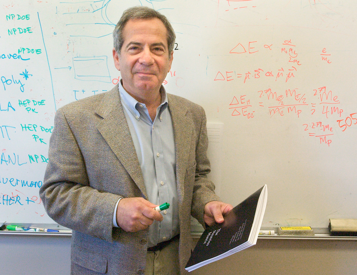 Stuart Freedman in 2005 [IMAGE] | EurekAlert! Science News Releases