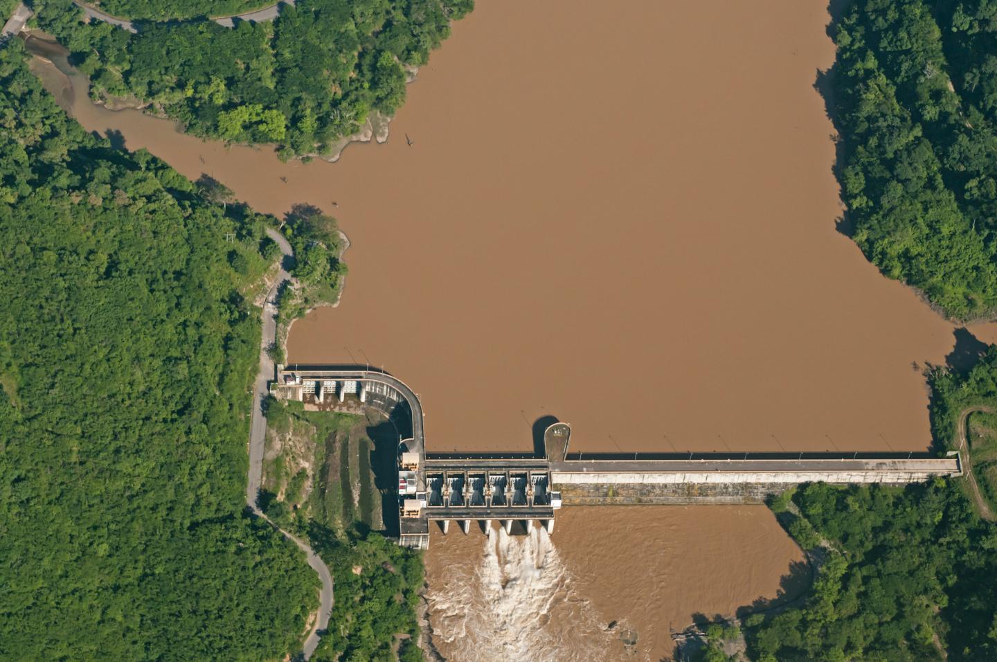 Do the Benefits of Hydroelectric Dams Outweig | EurekAlert!