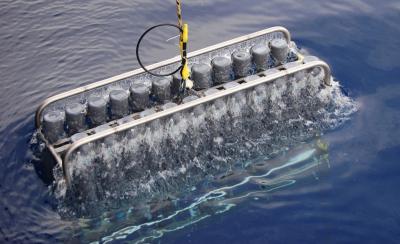 Ultra-clean Water Sampler [IMAGE] | EurekAlert! Science News Releases