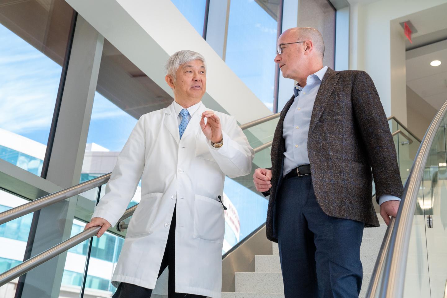 Dr. Pui and Dr. Galindo of St. [IMAGE] | EurekAlert! Science News Releases