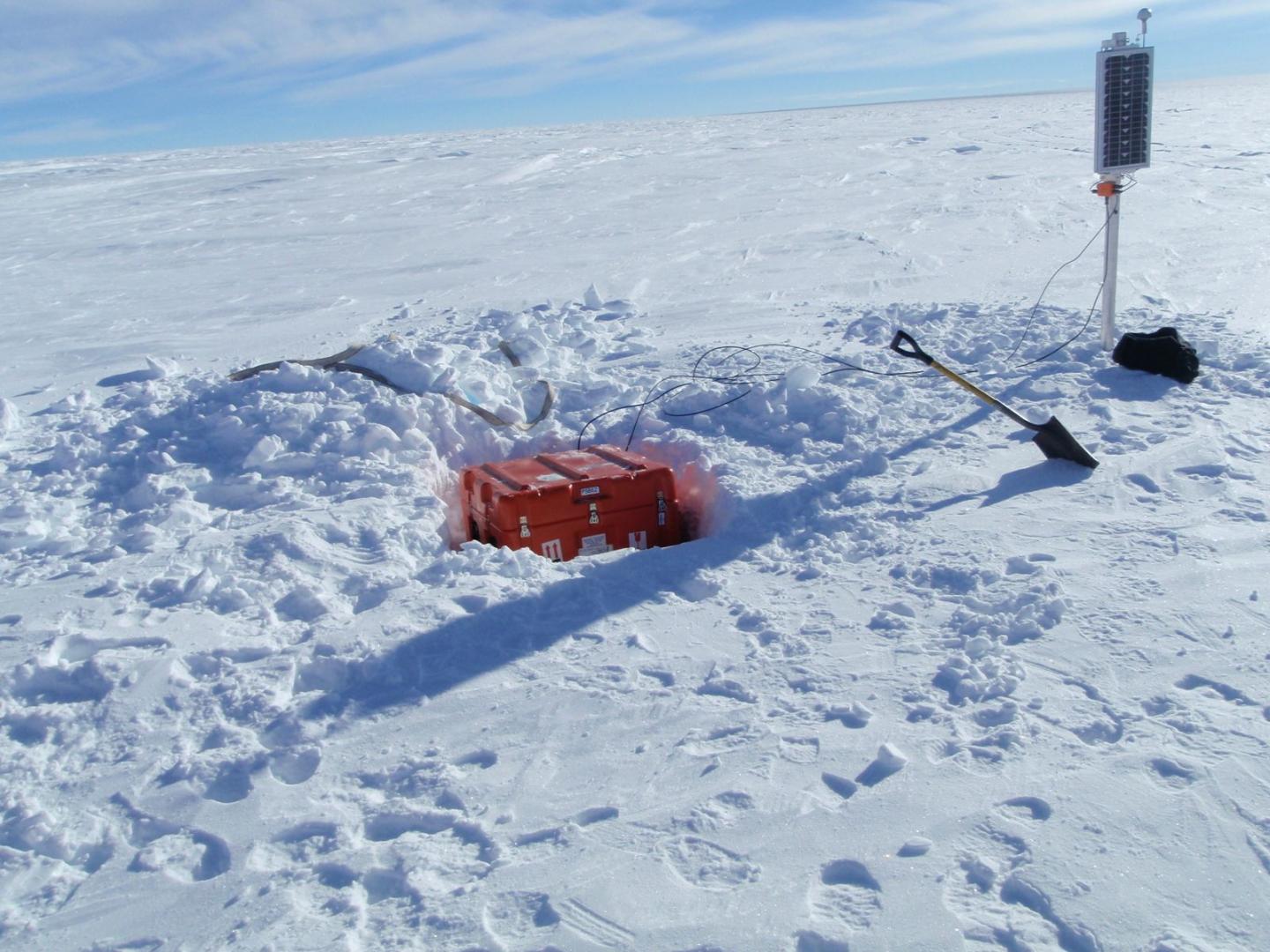 Seismic Array Installation [IMAGE] | EurekAlert! Science News Releases