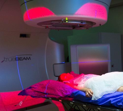Further reductions in radiotherapy to young c | EurekAlert!