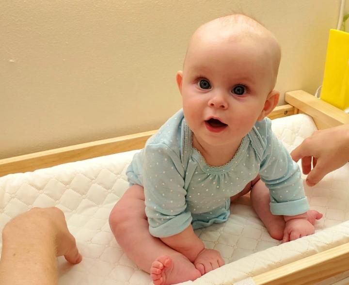 Baby Sitting [IMAGE] | EurekAlert! Science News Releases