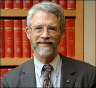 Honorable Dr. John P. Holdren [IMAGE] | EurekAlert! Science News Releases