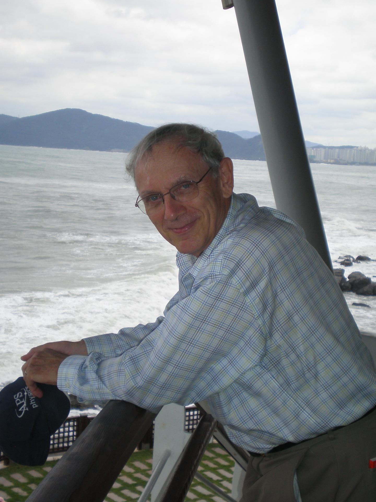 UF physicists win two top international award | EurekAlert!