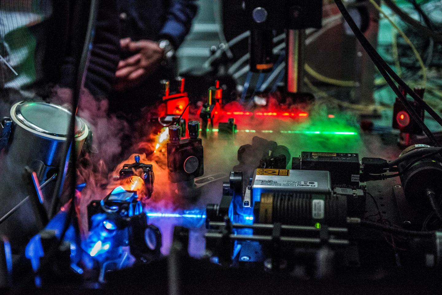 Single Molecule Fluorescence S [IMAGE] | EurekAlert! Science News Releases