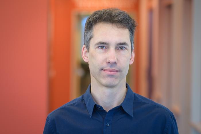 Professor Christopher A. Willi [IMAGE] | EurekAlert! Science News Releases