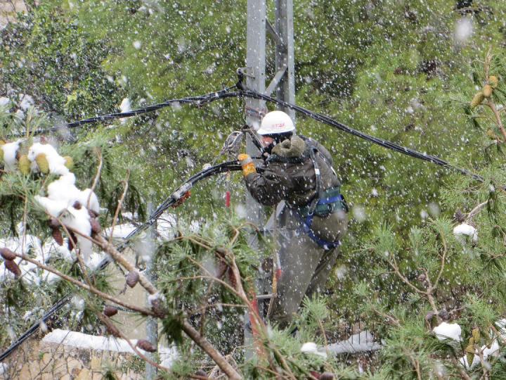 A Tool Combining Two Weather F [IMAGE] | EurekAlert! Science News Releases