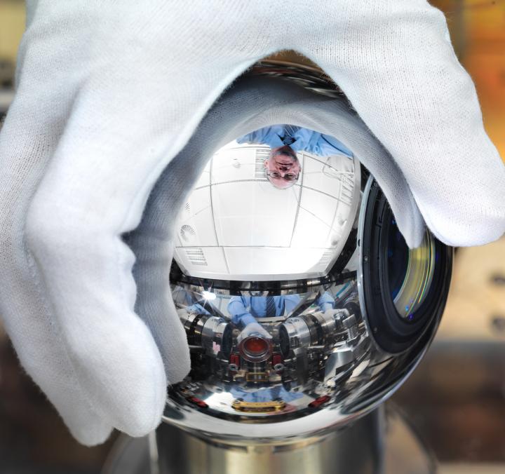 Silicon Sphere [IMAGE] | EurekAlert! Science News Releases