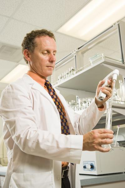 Eric Daar, M.D., LA BioMed res [IMAGE] | EurekAlert! Science News Releases