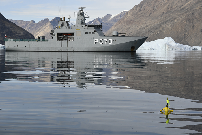 PBC_Knud Rasmussen and Probe [IMAGE] | EurekAlert! Science News Releases