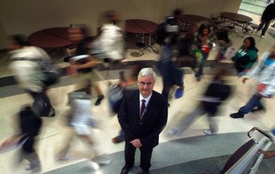 Simple, low-cost steps enhance adolescents' h | EurekAlert!