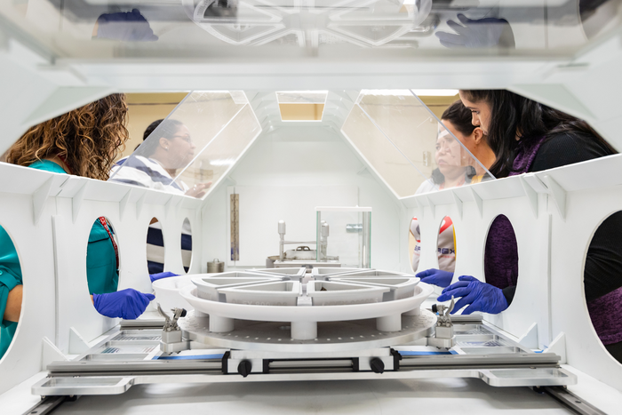 NASA prepares for historic asteroid sample de | EurekAlert!