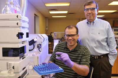 Matthew Ginder-Vogel and Donal [IMAGE] | EurekAlert! Science News Releases