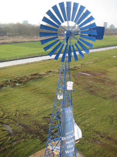 TU Delft tests windmill for seawater desalina | EurekAlert!